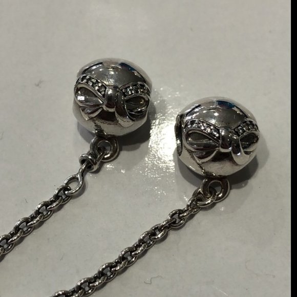 Pandora | Jewelry | Pandora Dainty Bow | Poshmark